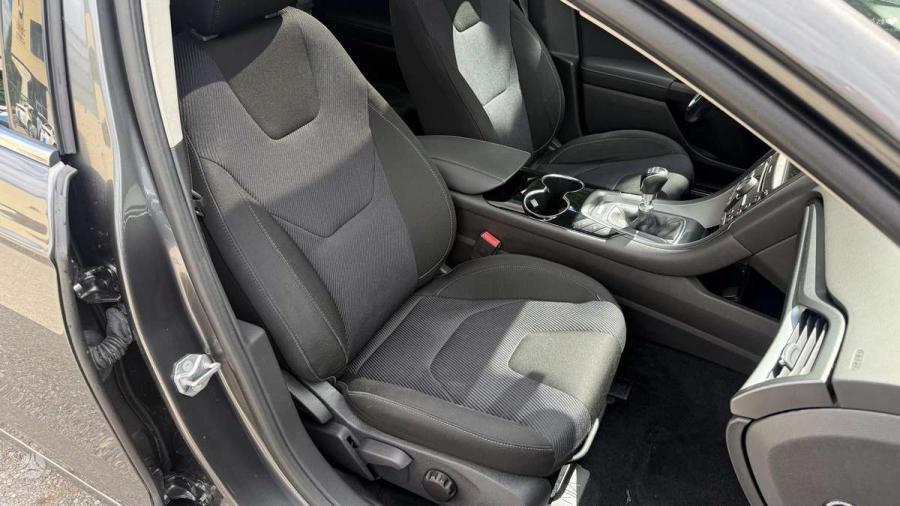 Grey Ford Mondeo 2015 in Kaunas, with an engine capacity of 1.50 L and mileage of 273 thousand km for 6750 €, photo 14 on AUTOMOTO.COM.LV