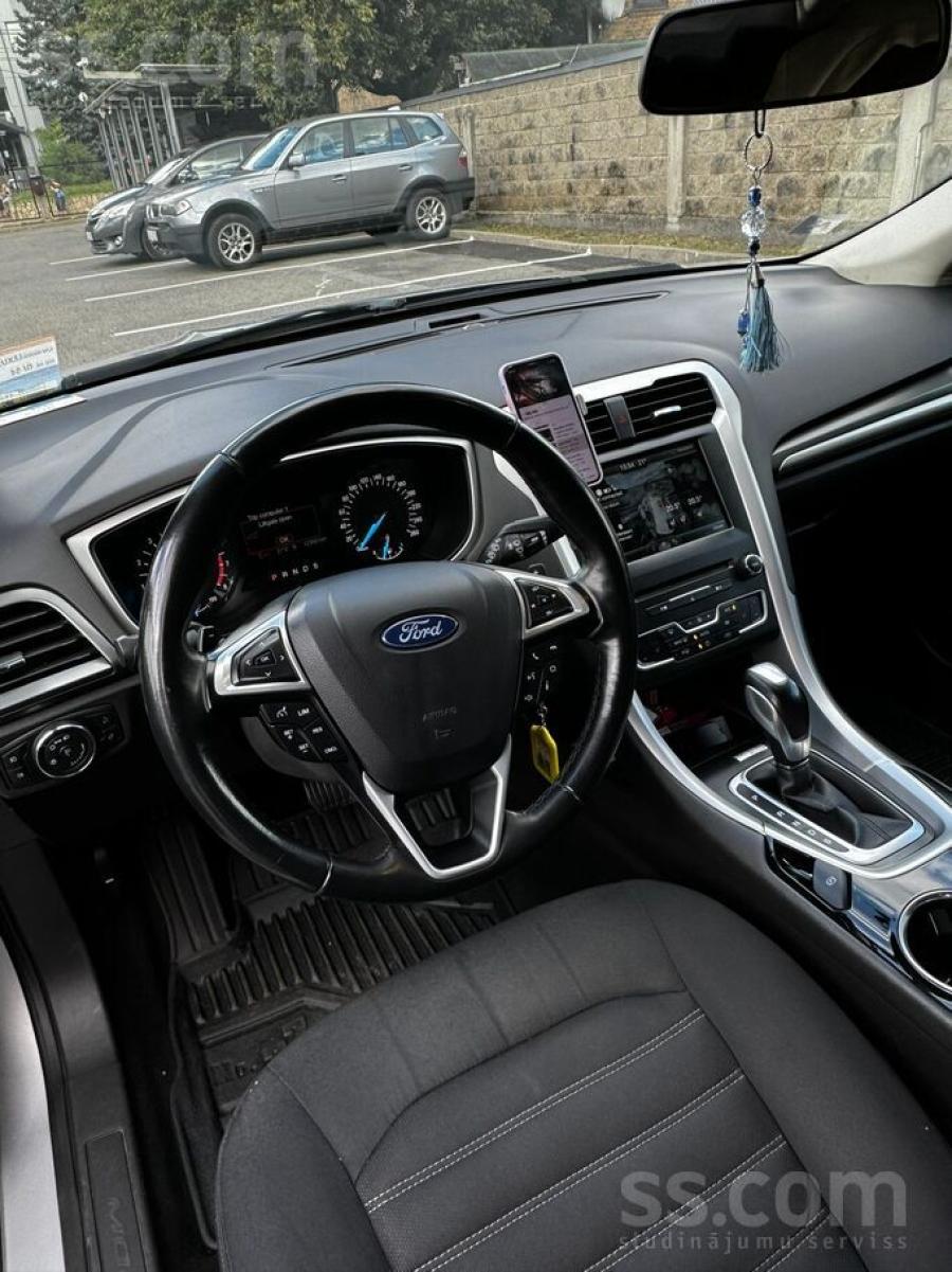 Pelēks Ford Mondeo 2015 Rīga, ar dzinēja tilpumu 1.50 L un nobraukumu 147 tūkst. km par 6500 €, foto 6 vietnē AUTOMOTO.COM.LV