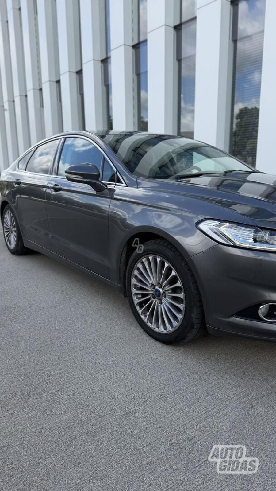 Pelēks Ford Mondeo 2015 Viļņa, ar dzinēja tilpumu 1.50 L un nobraukumu 200 tūkst. km par 6000 €, foto 3 vietnē AUTOMOTO.COM.LV