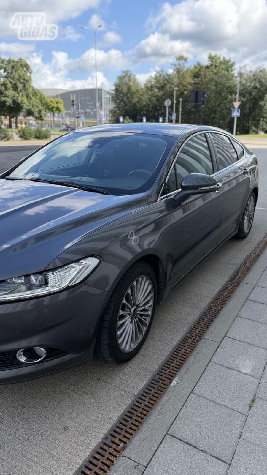 Pelēks Ford Mondeo 2015 Viļņa, ar dzinēja tilpumu 1.50 L un nobraukumu 200 tūkst. km par 6000 €, foto 7 vietnē AUTOMOTO.COM.LV