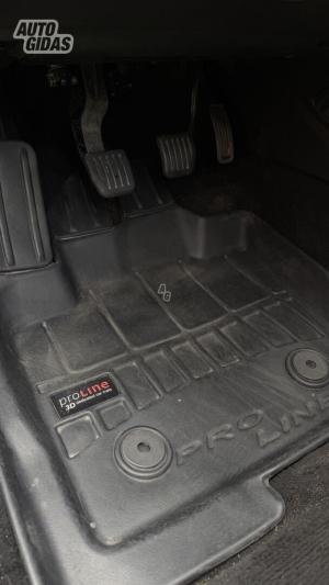Pelēks Ford Mondeo 2015 Viļņa, ar dzinēja tilpumu 1.50 L un nobraukumu 200 tūkst. km par 6000 €, foto 13 vietnē AUTOMOTO.COM.LV