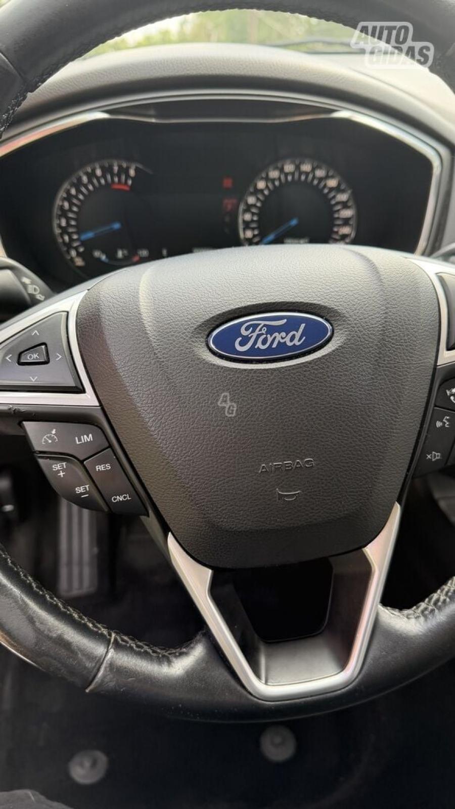 Pelēks Ford Mondeo 2015 Viļņa, ar dzinēja tilpumu 1.50 L un nobraukumu 200 tūkst. km par 6000 €, foto 17 vietnē AUTOMOTO.COM.LV