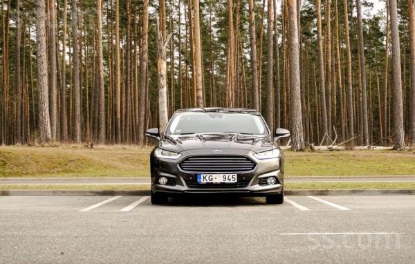 Pelēks Ford Mondeo 2015 Rīga, ar dzinēja tilpumu 1.50 L un nobraukumu 242 tūkst. km par 5690 €, foto 4 vietnē AUTOMOTO.COM.LV