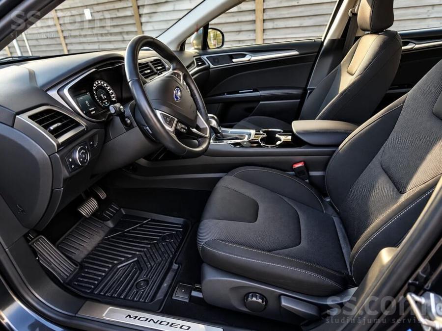 Grey Ford Mondeo 2017 in Jelgava, with an engine capacity of 1.50 L and mileage of 164 thousand km for 9390 €, photo 12 on AUTOMOTO.COM.LV