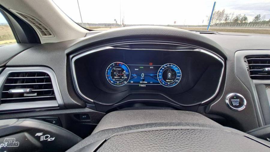 Grey Ford Mondeo 2018 in Marijampole, with an engine capacity of 2.00 L and mileage of 280 thousand km for 8300 €, photo 18 on AUTOMOTO.COM.LV