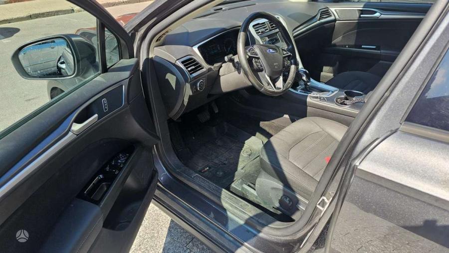 Grey Ford Mondeo 2018 in Vilnius, with an engine capacity of 1.50 L and mileage of 167 thousand km for 5950 €, photo 18 on AUTOMOTO.COM.LV