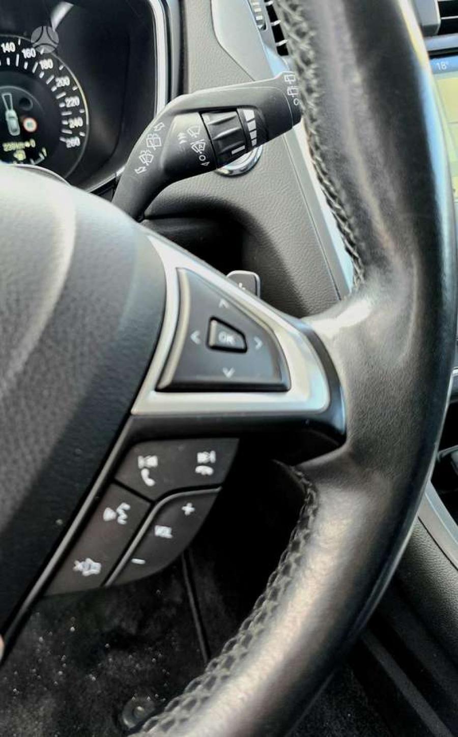 Grey Ford Mondeo 2018 in Taurage, with an engine capacity of 2.00 L and mileage of 274 thousand km for 6500 €, photo 23 on AUTOMOTO.COM.LV