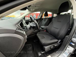 Grey Ford Mondeo 2019 in Tartu, with an engine capacity of 2.00 L and mileage of 217 thousand km for 13499 €, photo 17 on AUTOMOTO.COM.LV