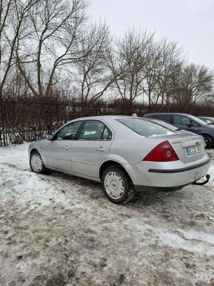 Pelēks Ford Mondeo 2001 Klaipėda, ar dzinēja tilpumu 1.80 L un nobraukumu 243 tūkst. km par 850 €, foto 3 vietnē AUTOMOTO.COM.LV