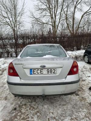 Pelēks Ford Mondeo 2001 Klaipėda, ar dzinēja tilpumu 1.80 L un nobraukumu 243 tūkst. km par 850 €, foto 4 vietnē AUTOMOTO.COM.LV