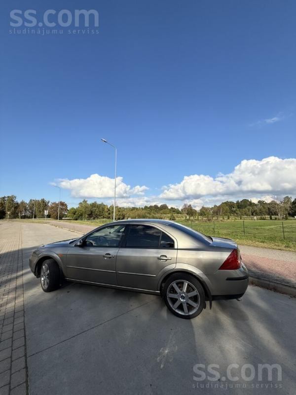 Pelēks Ford Mondeo 2003 Ventspils, ar dzinēja tilpumu 2.00 L un nobraukumu 126 tūkst. km par 1950 €, foto 6 vietnē AUTOMOTO.COM.LV
