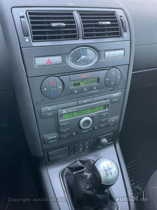Pelēks Ford Mondeo 2006 Tallina, ar dzinēja tilpumu 1.80 L un nobraukumu 185 tūkst. km par 1475 €, foto 11 vietnē AUTOMOTO.COM.LV