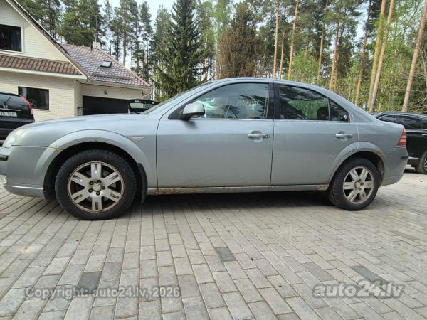 Pelēks Ford Mondeo 2006 Tartu, ar dzinēja tilpumu 1.80 L un nobraukumu 245 tūkst. km par 500 €, foto 4 vietnē AUTOMOTO.COM.LV