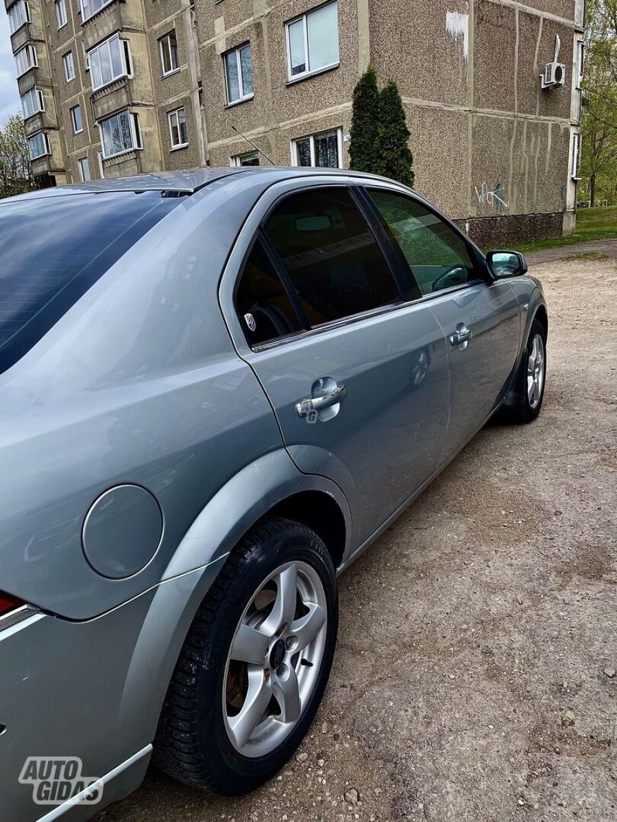 Grey Ford Mondeo 2006 in Kaunas, with an engine capacity of 2.00 L and mileage of 293 thousand km for 1350 €, photo 6 on AUTOMOTO.COM.LV
