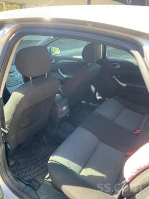 Pelēks Ford Mondeo 2007 Jelgava, ar dzinēja tilpumu 1.80 L un nobraukumu 266 tūkst. km par 2100 €, foto 6 vietnē AUTOMOTO.COM.LV