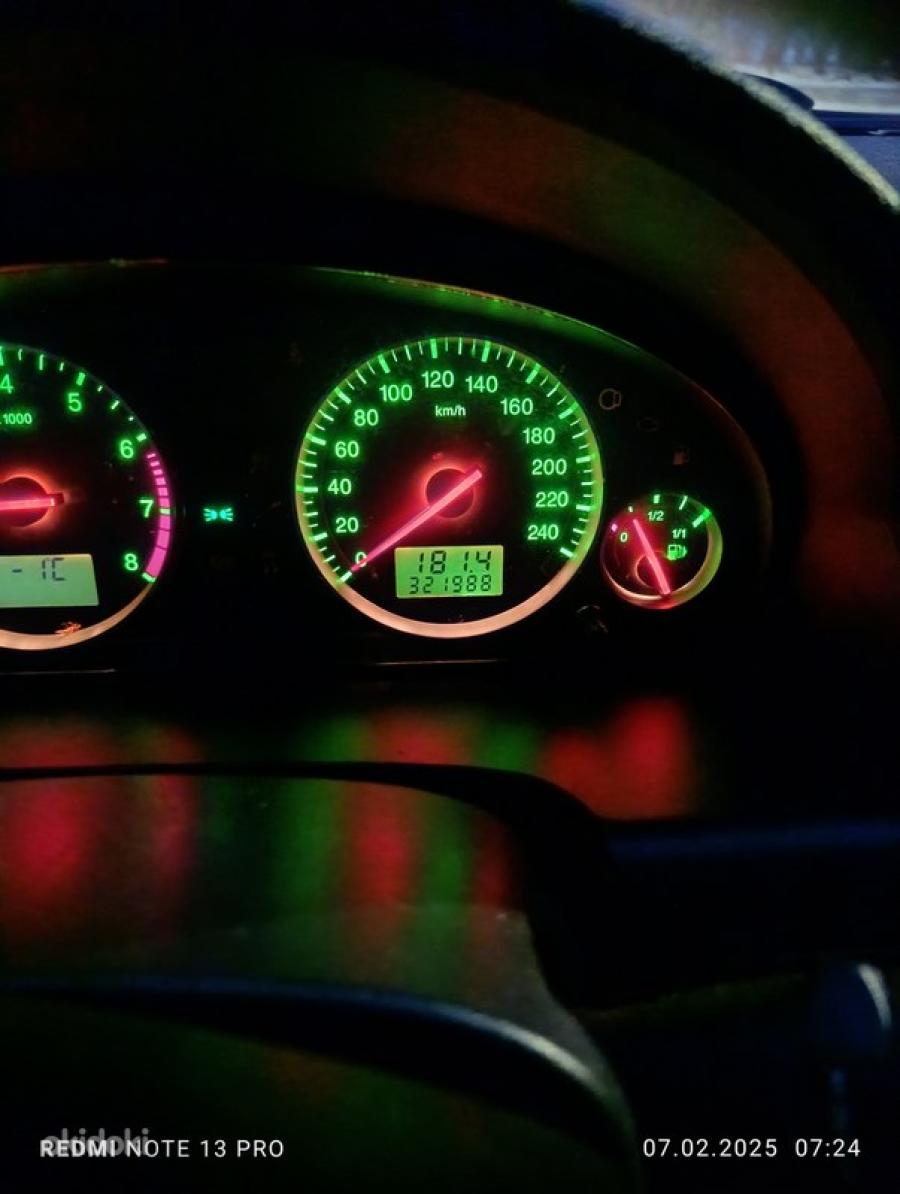 Pelēks Ford Mondeo 2007 Paide, ar dzinēja tilpumu 1.80 L un nobraukumu 328 tūkst. km par 1000 €, foto 16 vietnē AUTOMOTO.COM.LV