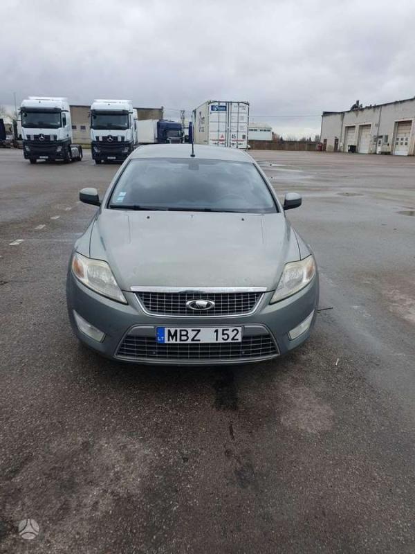 Grey Ford Mondeo 2008 in Klaipeda, with an engine capacity of 1.80 L and mileage of 283 thousand km for 2000 €, photo 4 on AUTOMOTO.COM.LV