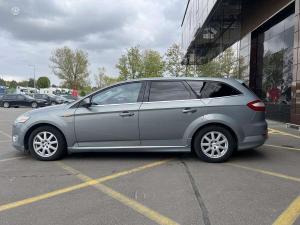 Pelēks Ford Mondeo 2008 Viļņa, ar dzinēja tilpumu 2.52 L un nobraukumu 296 tūkst. km par 3500 €, foto 5 vietnē AUTOMOTO.COM.LV