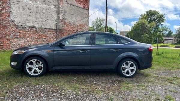 Grey Ford Mondeo 2008 in Liepaja, with an engine capacity of 1.80 L and mileage of 331 thousand km for 3250 €, photo 7 on AUTOMOTO.COM.LV