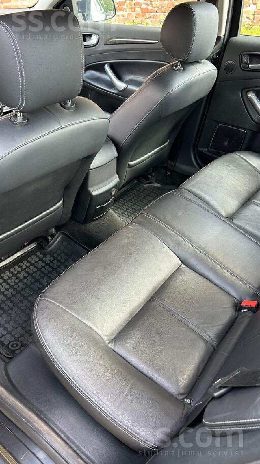 Pelēks Ford Mondeo 2008 Liepāja, ar dzinēja tilpumu 1.80 L un nobraukumu 331 tūkst. km par 3250 €, foto 14 vietnē AUTOMOTO.COM.LV