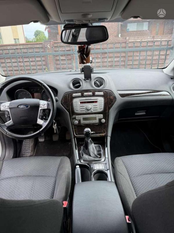 Pelēks Ford Mondeo 2008 Kauņa, ar dzinēja tilpumu 2.00 L un nobraukumu 191 tūkst. km par 1700 €, foto 8 vietnē AUTOMOTO.COM.LV