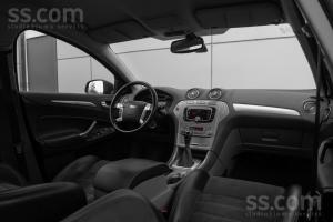 Pelēks Ford Mondeo 2008 Rīga, ar dzinēja tilpumu 2.00 L un nobraukumu 356 tūkst. km par 1990 €, foto 15 vietnē AUTOMOTO.COM.LV