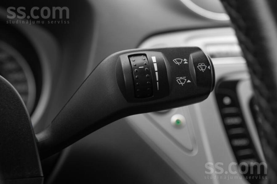 Pelēks Ford Mondeo 2008 Rīga, ar dzinēja tilpumu 2.00 L un nobraukumu 356 tūkst. km par 1990 €, foto 21 vietnē AUTOMOTO.COM.LV