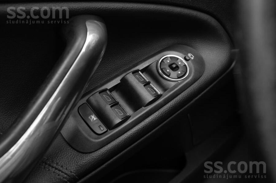 Pelēks Ford Mondeo 2008 Rīga, ar dzinēja tilpumu 2.00 L un nobraukumu 356 tūkst. km par 1990 €, foto 25 vietnē AUTOMOTO.COM.LV