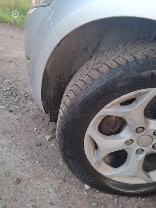 Pelēks Ford Mondeo 2009 Klaipėda, ar dzinēja tilpumu 2.00 L un nobraukumu 360 tūkst. km par 950 €, foto 6 vietnē AUTOMOTO.COM.LV