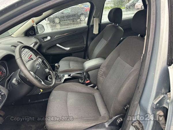Pelēks Ford Mondeo 2009 Tallina, ar dzinēja tilpumu 1.80 L un nobraukumu 232 tūkst. km par 1999 €, foto 7 vietnē AUTOMOTO.COM.LV