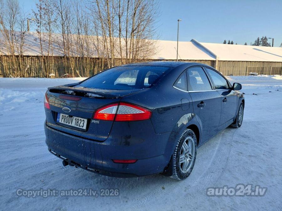 Pelēks Ford Mondeo 2010 Paide, ar dzinēja tilpumu 2.00 L un nobraukumu 303 tūkst. km par 3850 €, foto 3 vietnē AUTOMOTO.COM.LV