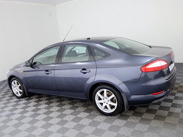 Pelēks Ford Mondeo 2010 Tallina, ar dzinēja tilpumu 2.00 L un nobraukumu 155 tūkst. km par 2499 €, foto 4 vietnē AUTOMOTO.COM.LV