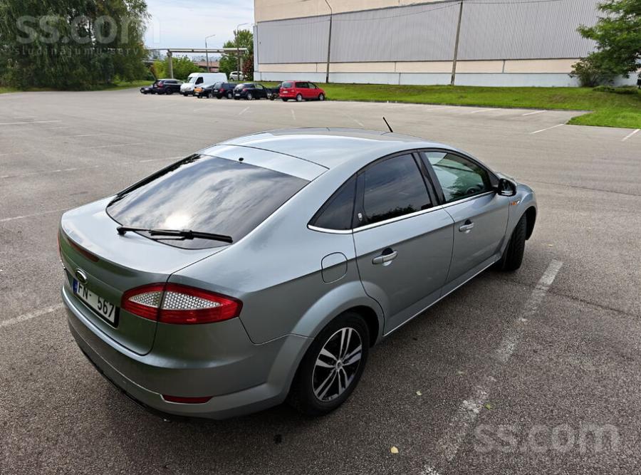 Pelēks Ford Mondeo 2010 Rīga, ar dzinēja tilpumu 2.00 L un nobraukumu 190 tūkst. km par 2600 €, foto 13 vietnē AUTOMOTO.COM.LV
