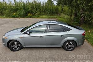 Pelēks Ford Mondeo 2010 Rīga, ar dzinēja tilpumu 2.00 L un nobraukumu 190 tūkst. km par 2600 €, foto 16 vietnē AUTOMOTO.COM.LV