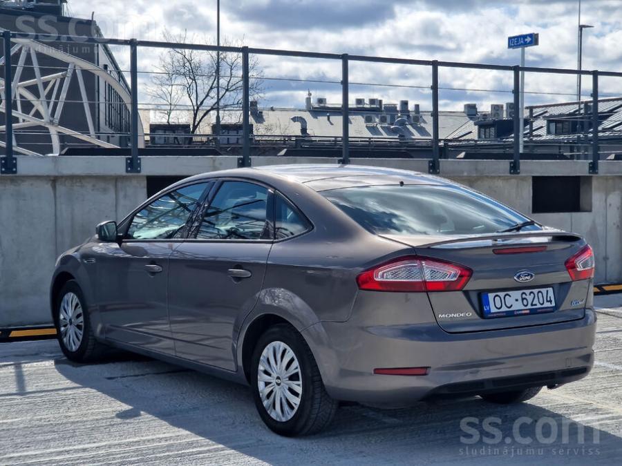 Pelēks Ford Mondeo 2011 Rīga, ar dzinēja tilpumu 1.60 L un nobraukumu 260 tūkst. km par 4850 €, foto 6 vietnē AUTOMOTO.COM.LV