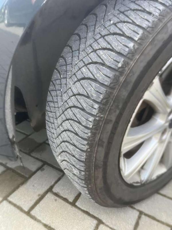 Grey Ford Mondeo 2011 in Klaipeda, with an engine capacity of 2.00 L and mileage of 327 thousand km for 3800 €, photo 6 on AUTOMOTO.COM.LV