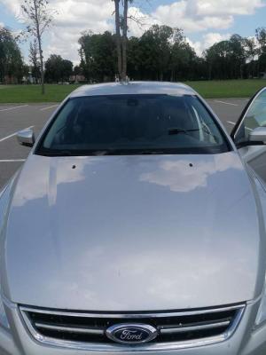 Grey Ford Mondeo 2011 in Ukmerge, with an engine capacity of 2.00 L and mileage of 269 thousand km for 800 €, photo 6 on AUTOMOTO.COM.LV