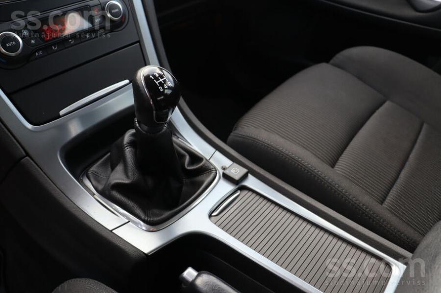 Grey Ford Mondeo 2012 in Riga, with an engine capacity of 2.00 L and mileage of 190 thousand km for 3990 €, photo 18 on AUTOMOTO.COM.LV