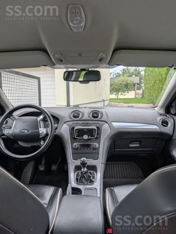 Pelēks Ford Mondeo 2013 Rīga, ar dzinēja tilpumu 1.60 L un nobraukumu 206 tūkst. km par 900 €, foto 4 vietnē AUTOMOTO.COM.LV