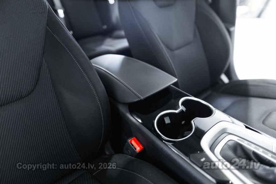 Grey Ford Mondeo 2015 in Tallinn, with an engine capacity of 1.50 L and mileage of 148 thousand km for 7990 €, photo 21 on AUTOMOTO.COM.LV
