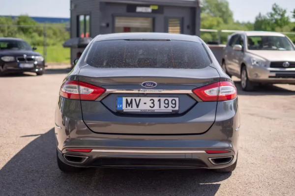 Grey Ford Mondeo 2016 in Liepaja, with an engine capacity of 2.00 L and mileage of 193 thousand km for 12450 €, photo 3 on AUTOMOTO.COM.LV