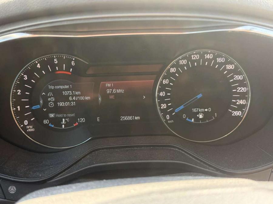 Pelēks Ford Mondeo 2016 Kauņa, ar dzinēja tilpumu 2.00 L un nobraukumu 245 tūkst. km par 3799 €, foto 20 vietnē AUTOMOTO.COM.LV