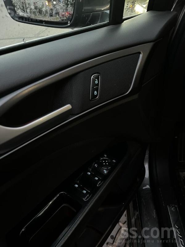 Ford Mondeo 2017 Rīga vietnē Pelēks Ford Mondeo 2017 Rīga, ar dzinēja tilpumu 2.00 L un nobraukumu 158 tūkst. km par 9500 €, foto 7 vietnē AUTOMOTO.COM.LV