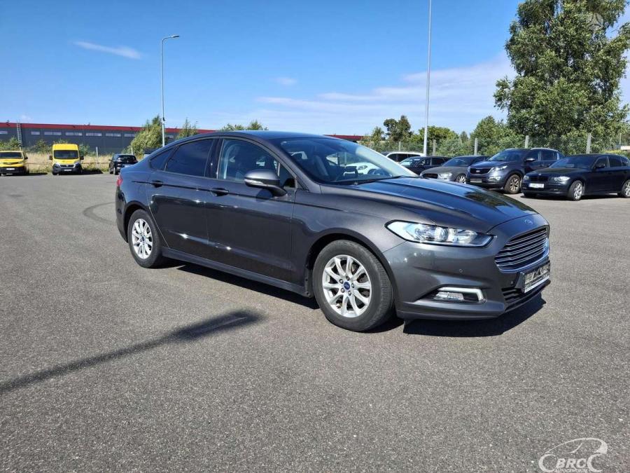 Pelēks Ford Mondeo 2019 Viļņa, ar dzinēja tilpumu 1.50 L un nobraukumu 41 tūkst. km par 12500 €, foto 1 vietnē AUTOMOTO.COM.LV