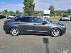 Pelēks Ford Mondeo 2019 Viļņa, ar dzinēja tilpumu 1.50 L un nobraukumu 41 tūkst. km par 12500 €, foto 7 vietnē AUTOMOTO.COM.LV