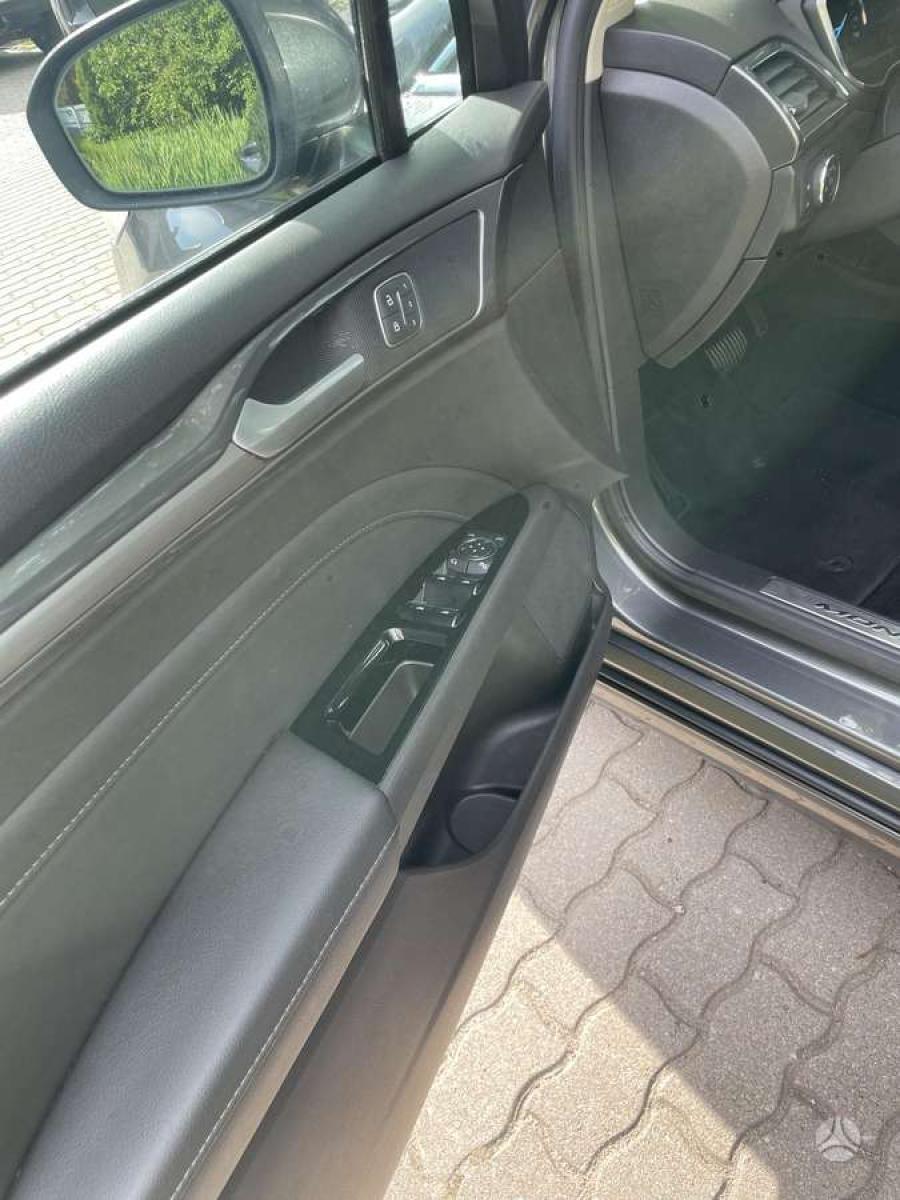Pelēks Ford Mondeo 2019 Raseiniai, ar dzinēja tilpumu 2.00 L un nobraukumu 316 tūkst. km par 9600 €, foto 13 vietnē AUTOMOTO.COM.LV