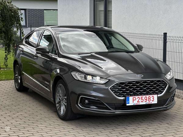 Grey Ford Mondeo 2020 in Kaunas, with an engine capacity of 2.00 L and mileage of 80 thousand km for 9999 €, photo 1 on AUTOMOTO.COM.LV