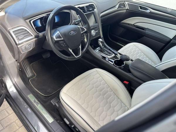 Grey Ford Mondeo 2020 in Kaunas, with an engine capacity of 2.00 L and mileage of 80 thousand km for 9999 €, photo 9 on AUTOMOTO.COM.LV