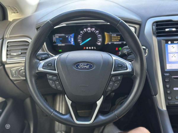 Grey Ford Mondeo 2020 in Kaunas, with an engine capacity of 2.00 L and mileage of 80 thousand km for 9999 €, photo 10 on AUTOMOTO.COM.LV