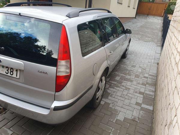 Grey Ford Mondeo 2001 in Kaunas, with an engine capacity of 1.80 L and mileage of 343 thousand km for 850 €, photo 4 on AUTOMOTO.COM.LV